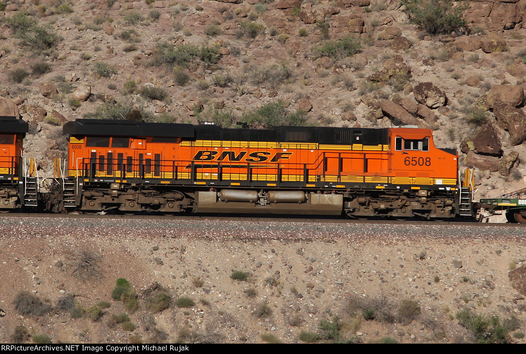 BNSF 6508